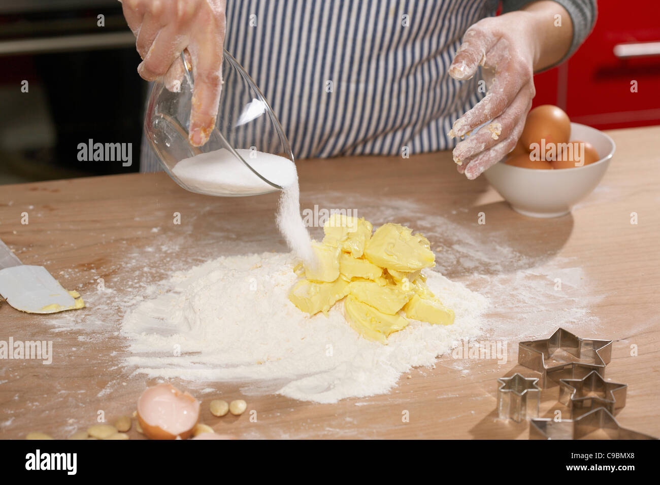 Woman adding sugar egg hi-res stock photography and images - Alamy