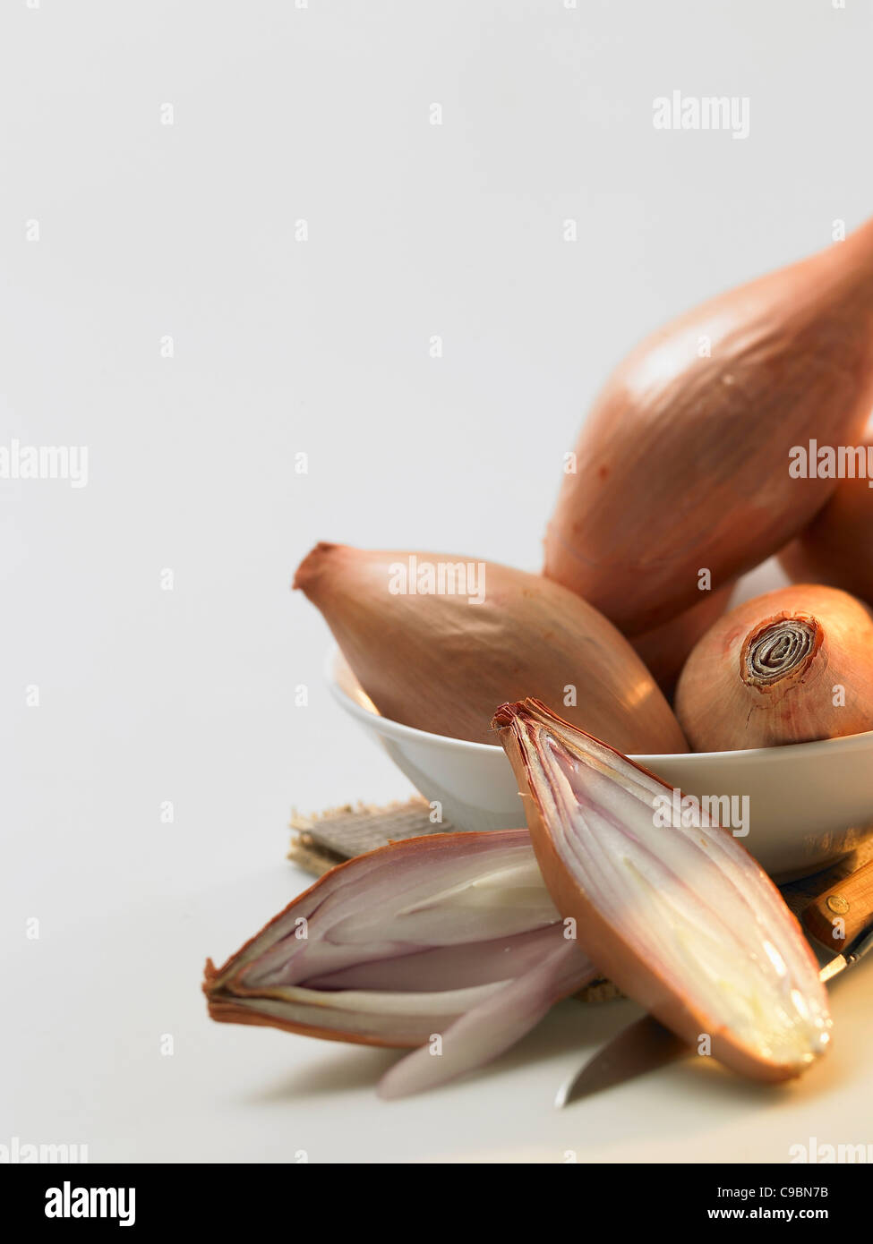 Shallots and scallions hi-res stock photography and images - Alamy