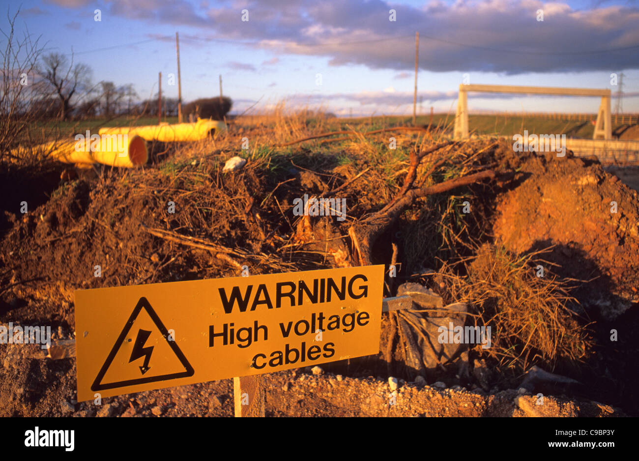 danger warning sign of high voltage cables on building site uk Stock ...