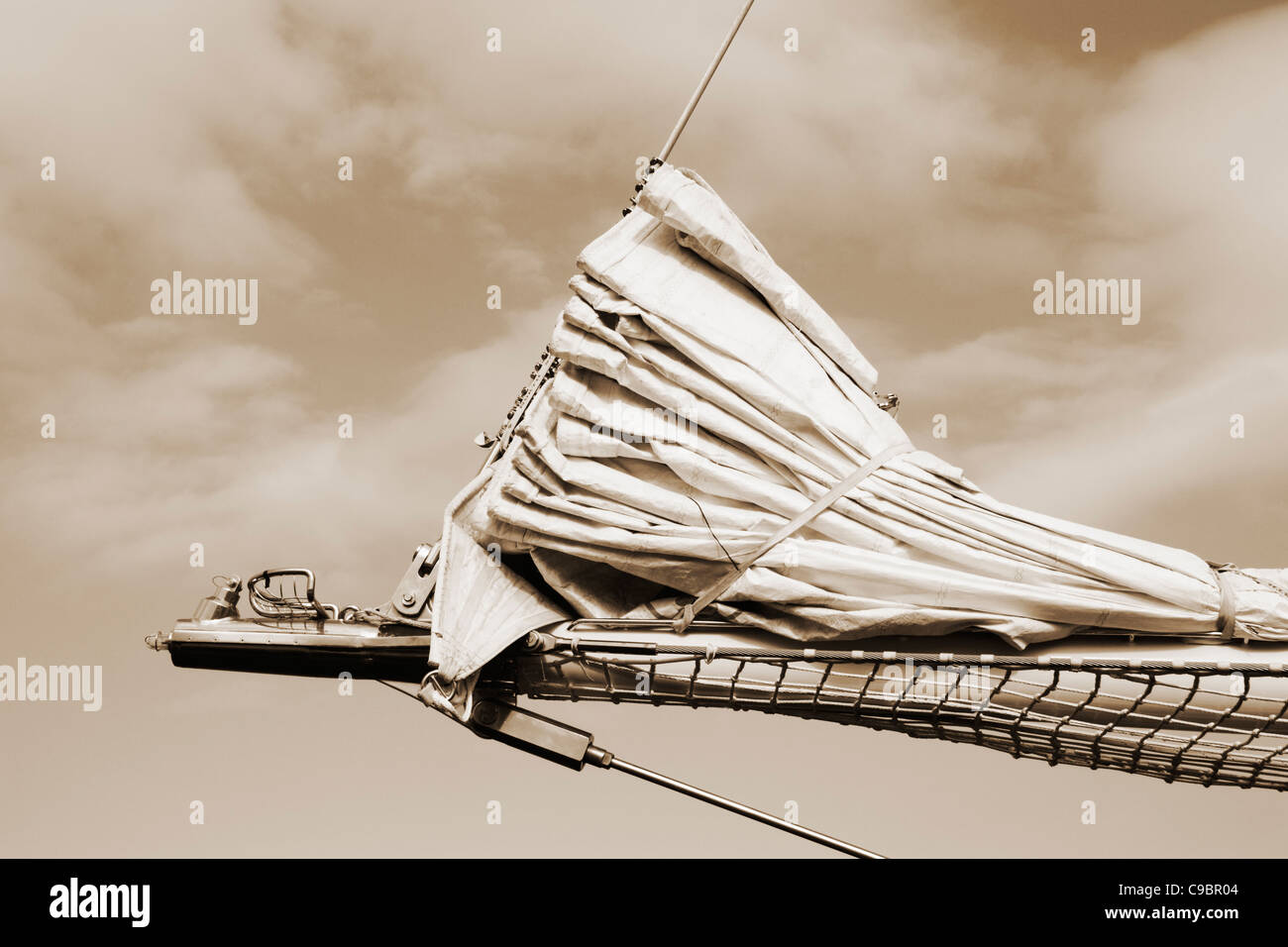 Tall ship bow hi-res stock photography and images - Alamy