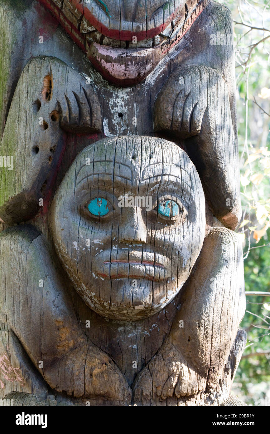 Totem Pole Animals High Resolution Stock Photography and Images - Alamy