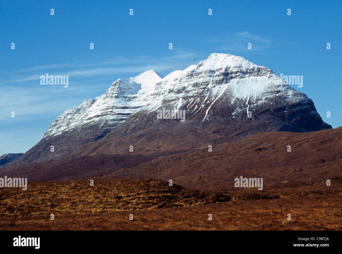 South east view of liathach hi-res stock photography and images - Alamy