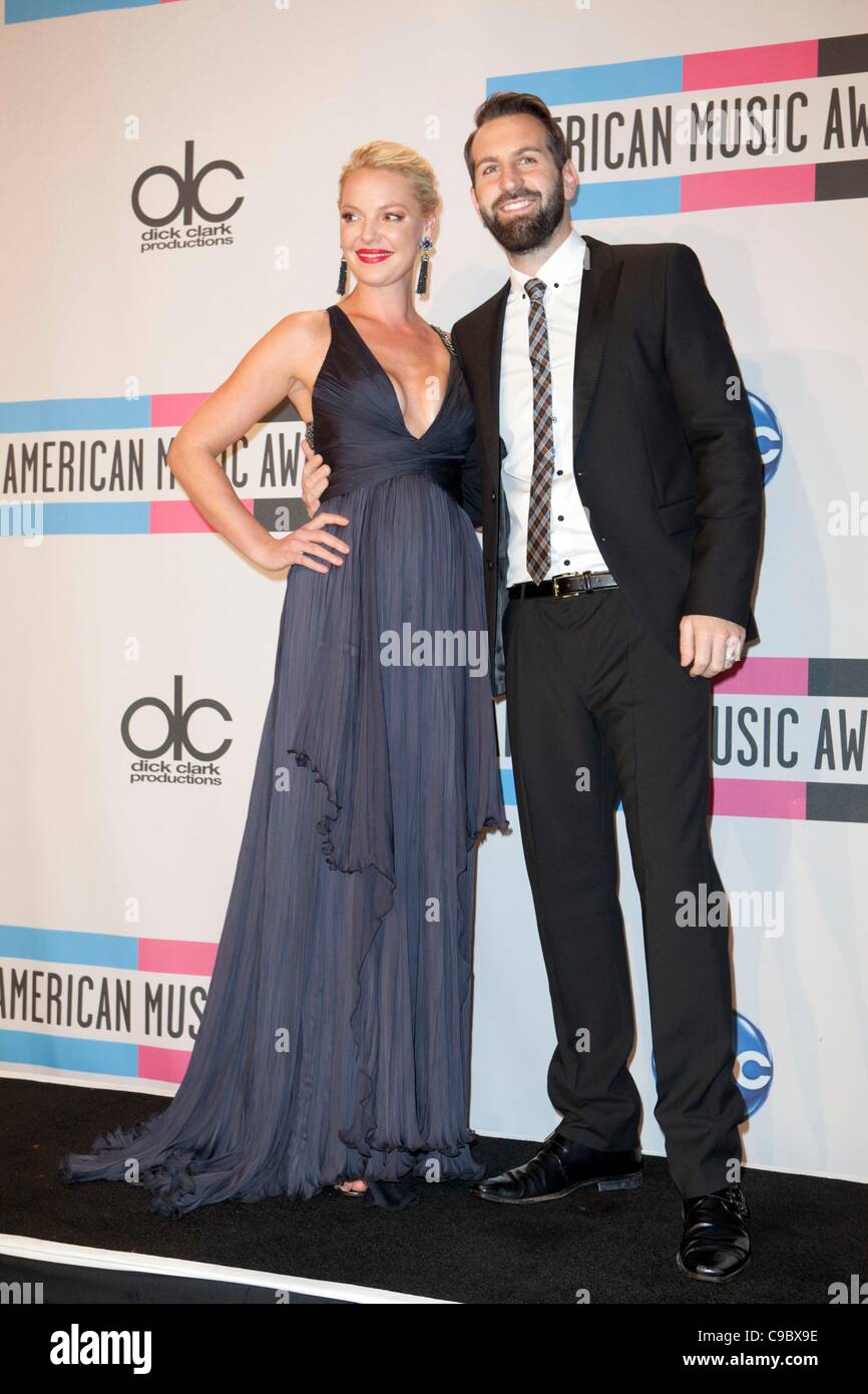 Katherine Heigl, Josh Kelley in the press room for The 38th Annual ...