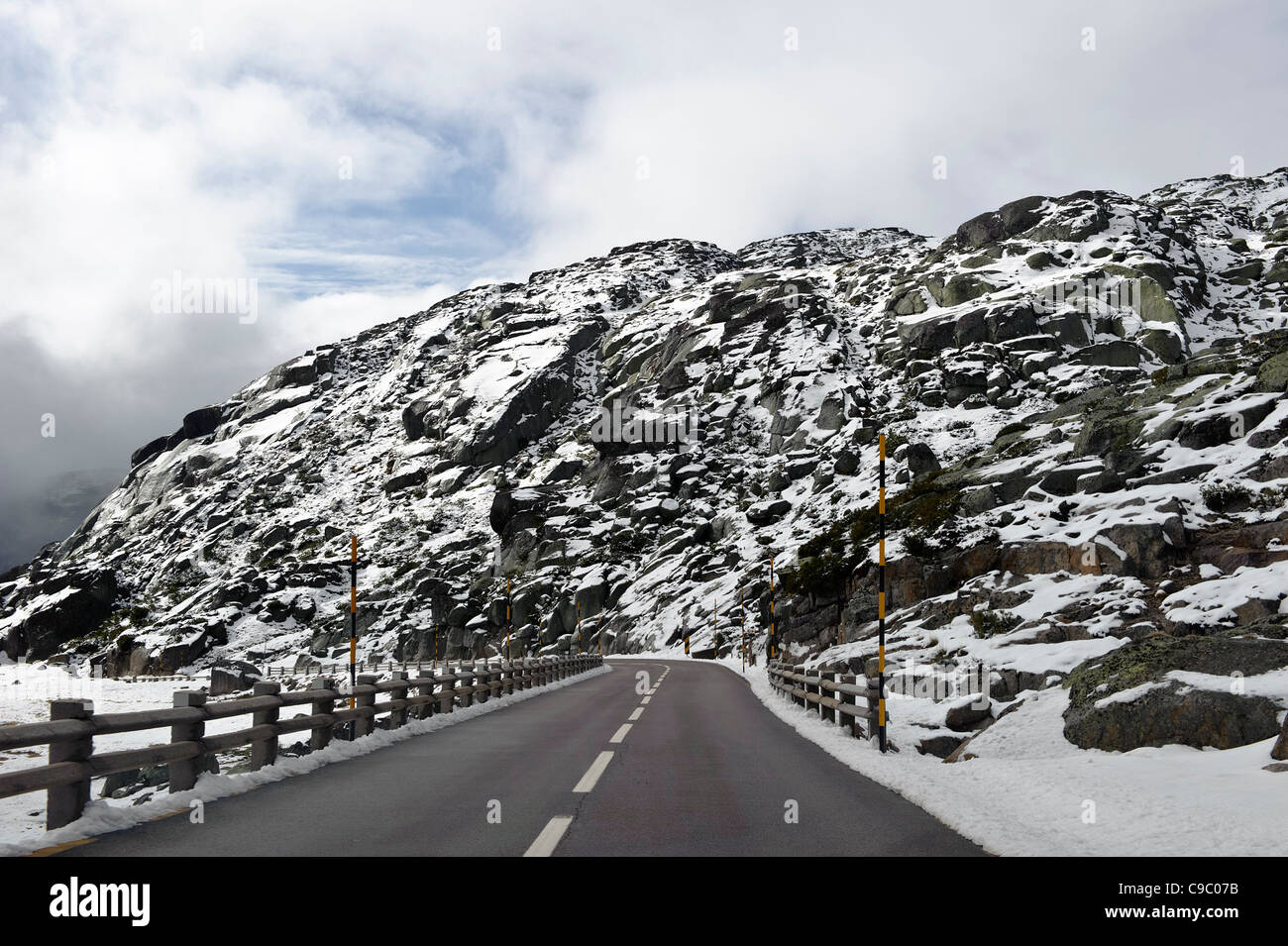 Scenic view of the Serra da Estrela mountains covered in snow, Portugal ...