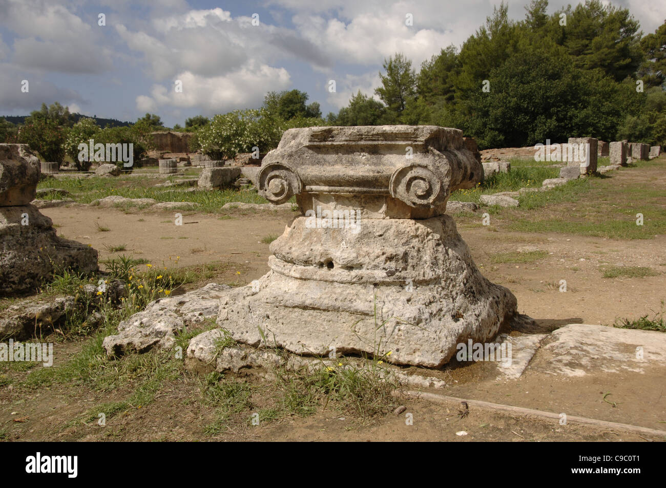 Greek Art. The Leonidaion. Lodging place for athletes taking part in ...