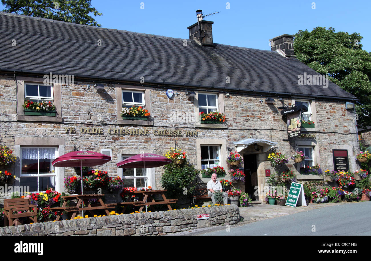 Picturesque village of longnor uk hi-res stock photography and images ...