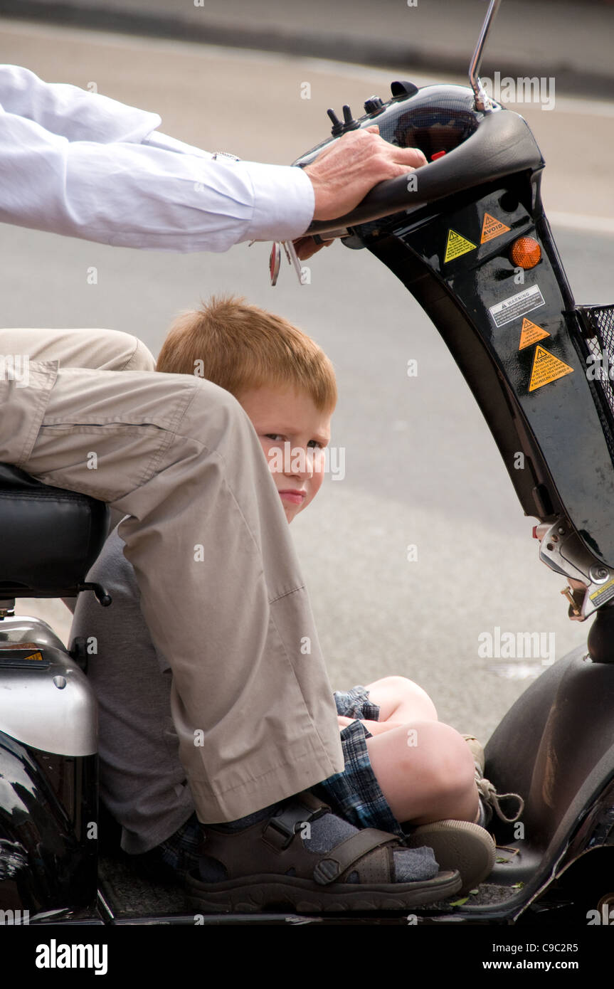 Taking a ride hi-res stock photography and images - Alamy