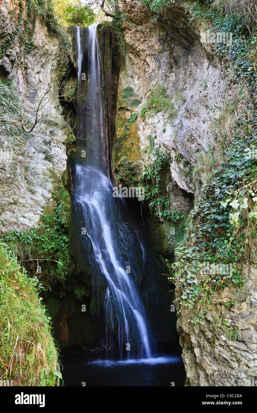 Dyserth Waterfall, Denbighshire, Wales Stock Photo - Alamy