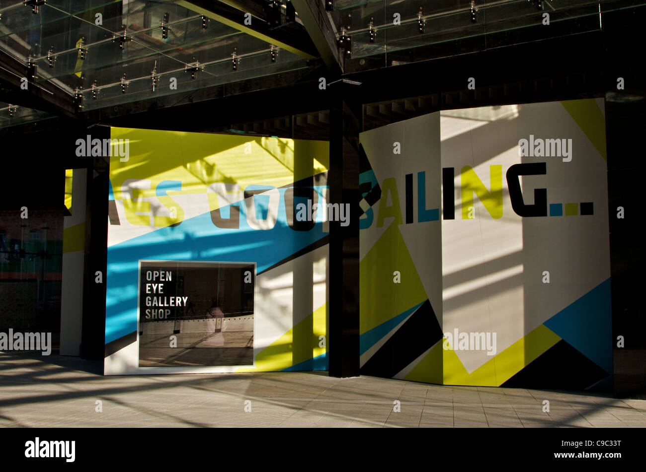 Open eye gallery hi-res stock photography and images - Alamy