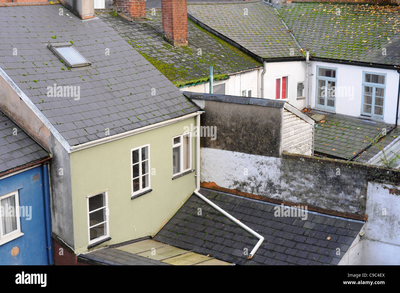 Rooftops of dense urban terraced housing Stock Photo - Alamy