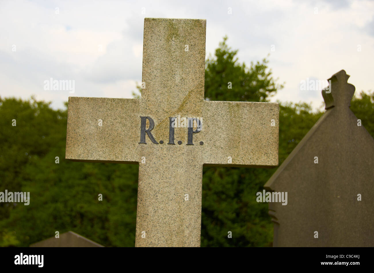 Gravestone rip hi-res stock photography and images - Alamy