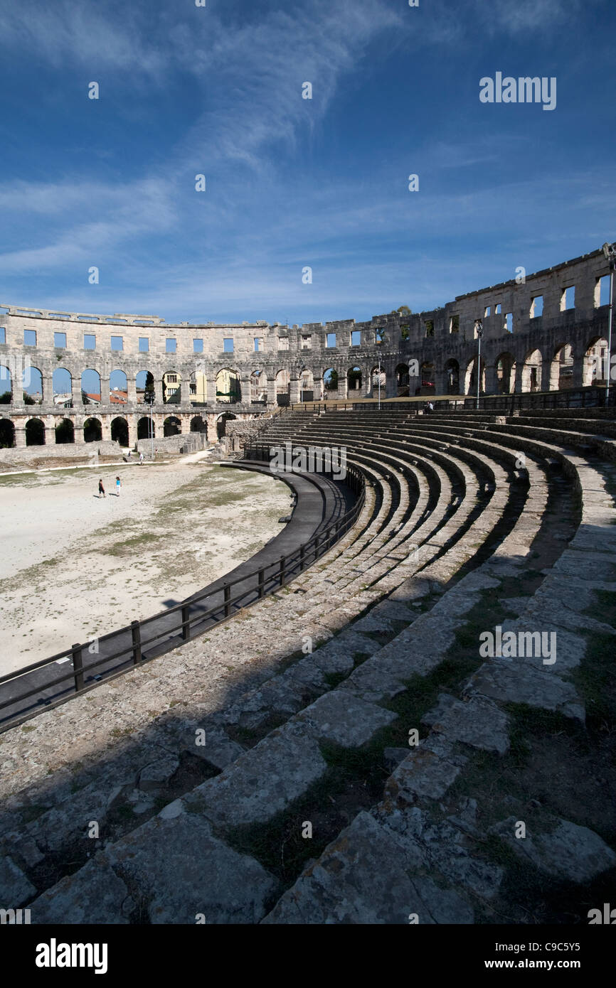 Roman Amphitheatre Pula, Istria, Croatia Sept 2011 Stock Photo - Alamy