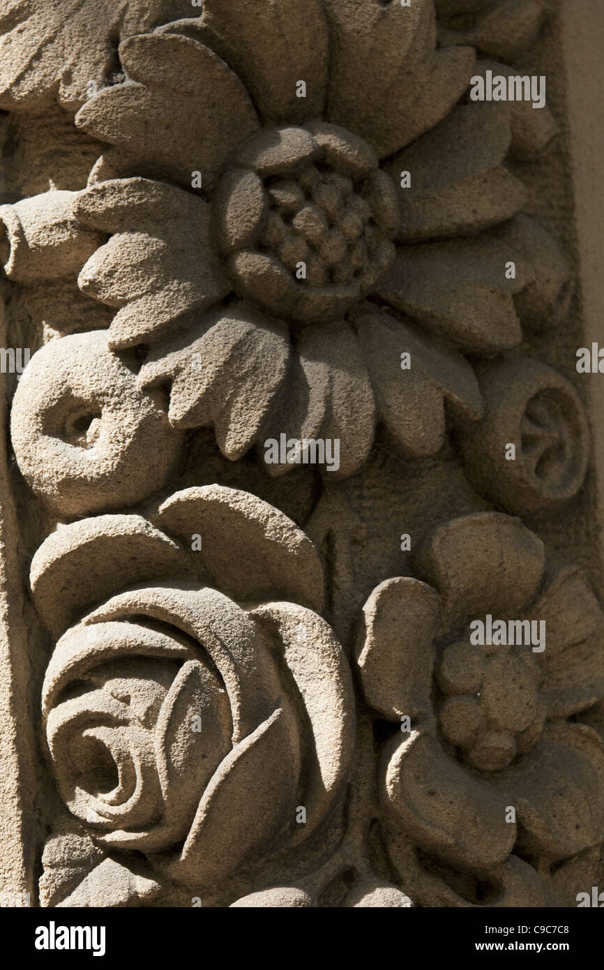 Melbourne stone work carvings on the heritage building in the CBD Stock ...
