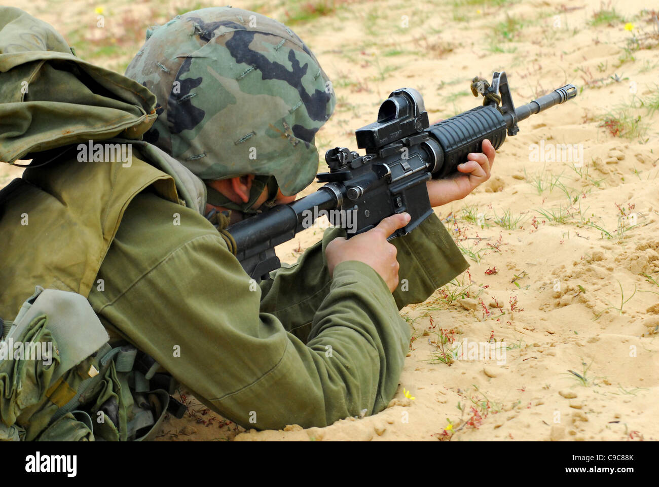 Men Dressed Soldier M16 Rifle High Resolution Stock Photography and ...