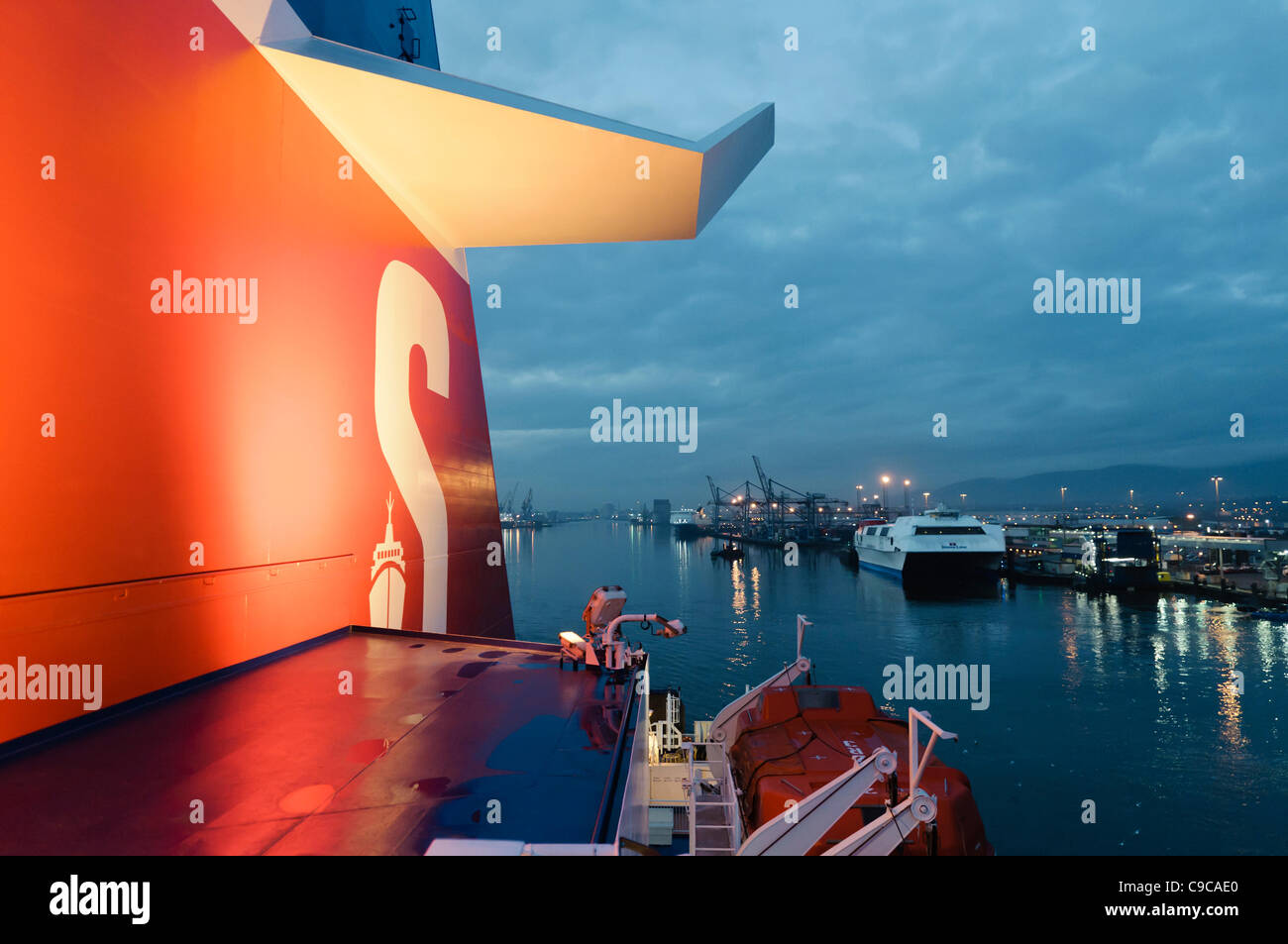 BELFAST, 21/11/2011 - Stena Line's SuperFast VII leaves the Port of ...