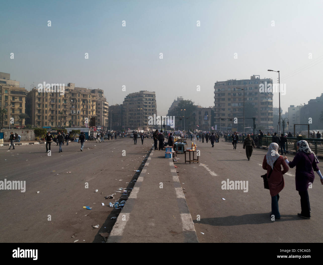 Protest tahrir square 2011 hi-res stock photography and images - Alamy