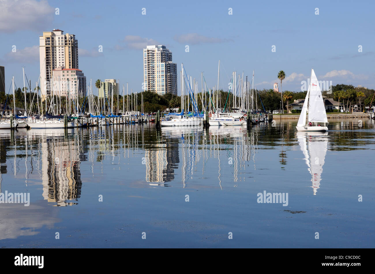 South yacht basin hi-res stock photography and images - Alamy