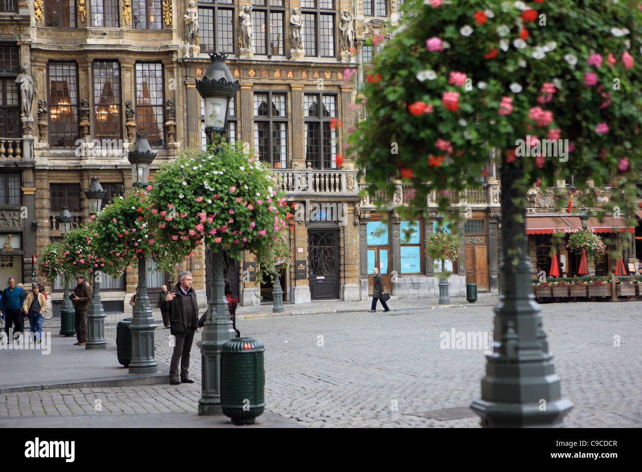 People in the Grand Place, Brussels, Belgium Stock Photo - Alamy