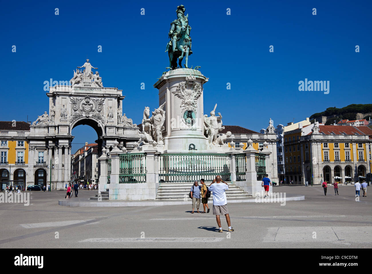 Arco hi-res stock photography and images - Alamy