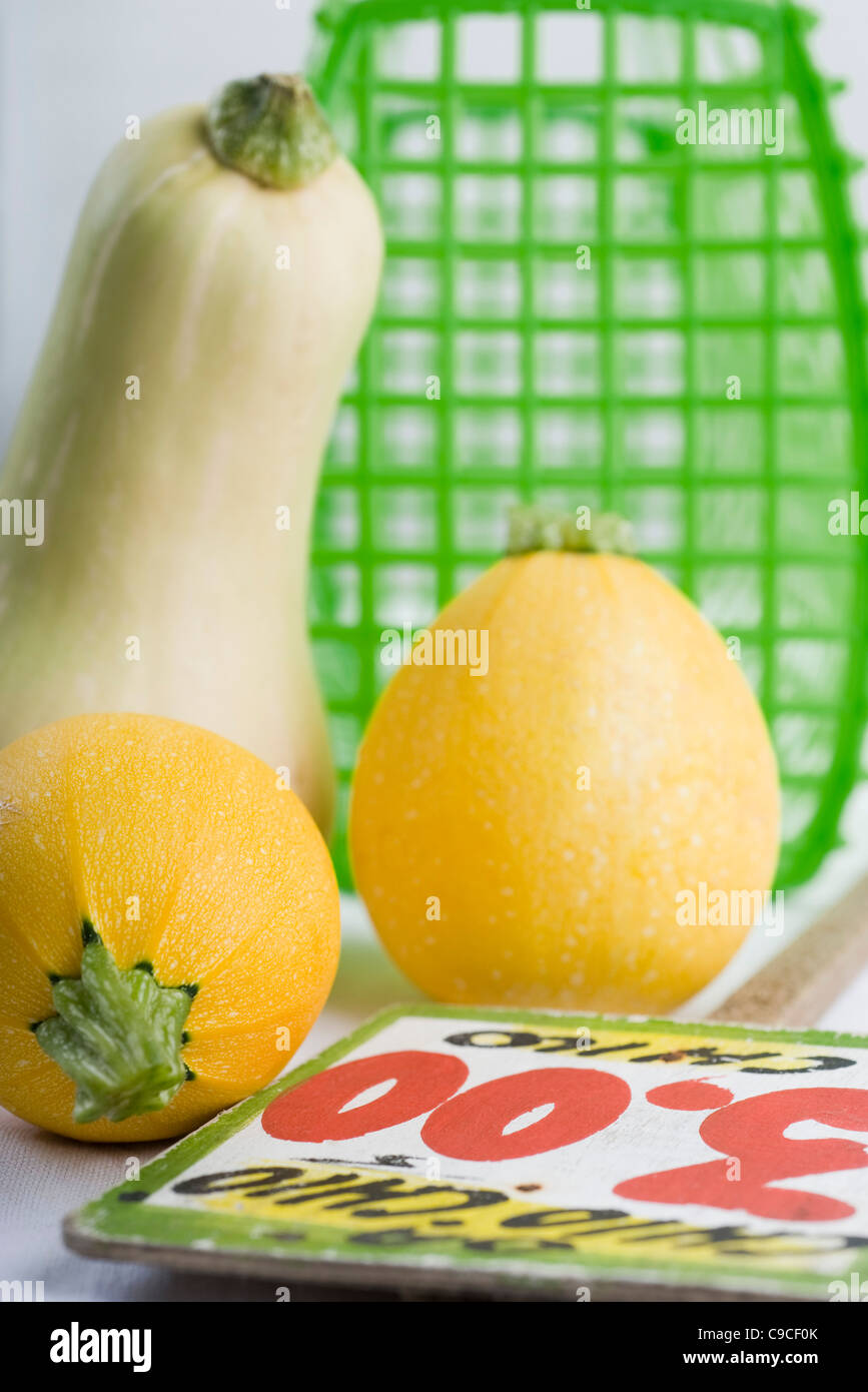 Gold ball squash and butternut squash Stock Photo - Alamy