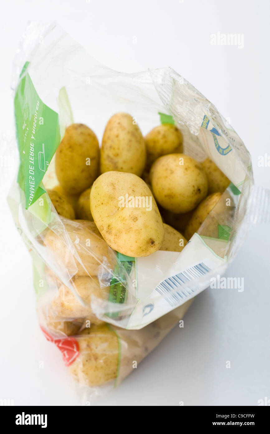 Bag of potatoes Stock Photo - Alamy