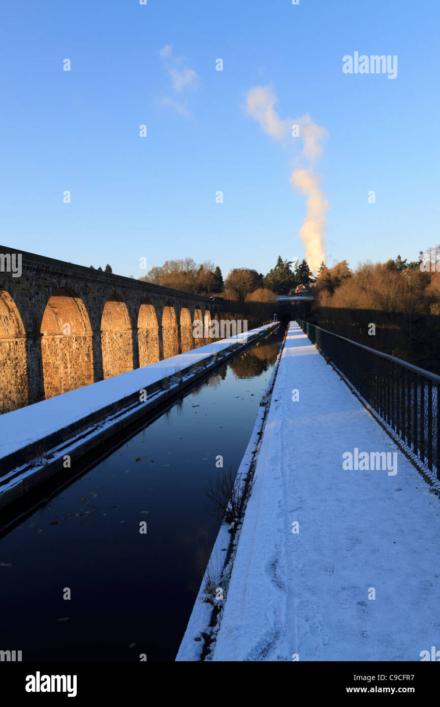 Chirk Aqueduct in winter Stock Photo - Alamy