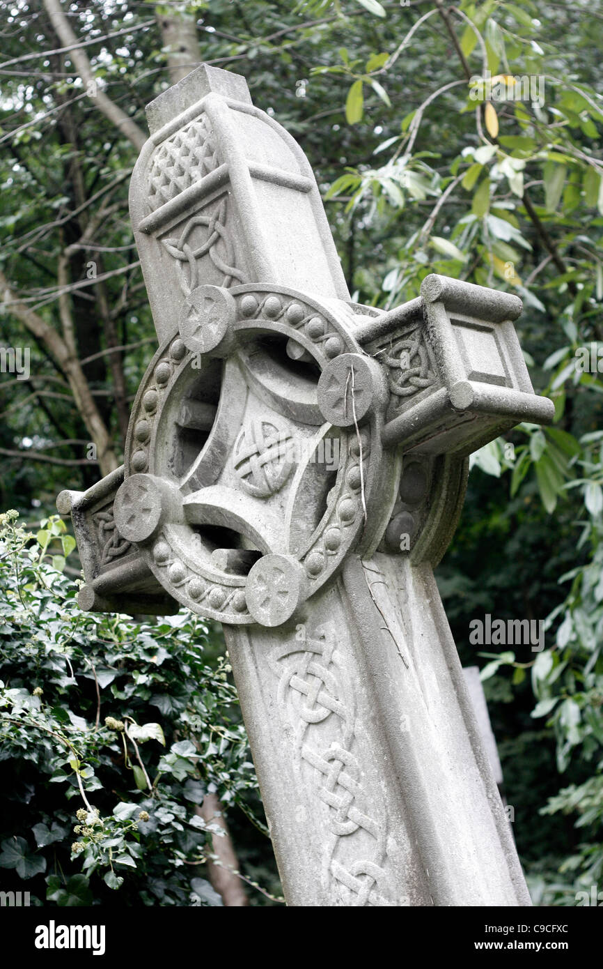 Eternal cross hi-res stock photography and images - Alamy