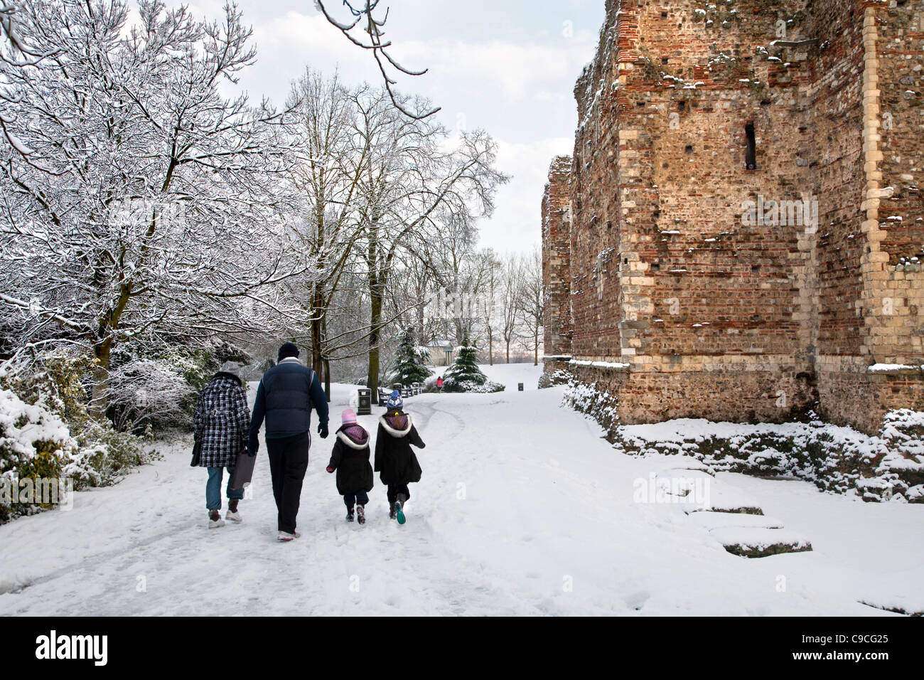 Children castle hi-res stock photography and images - Alamy