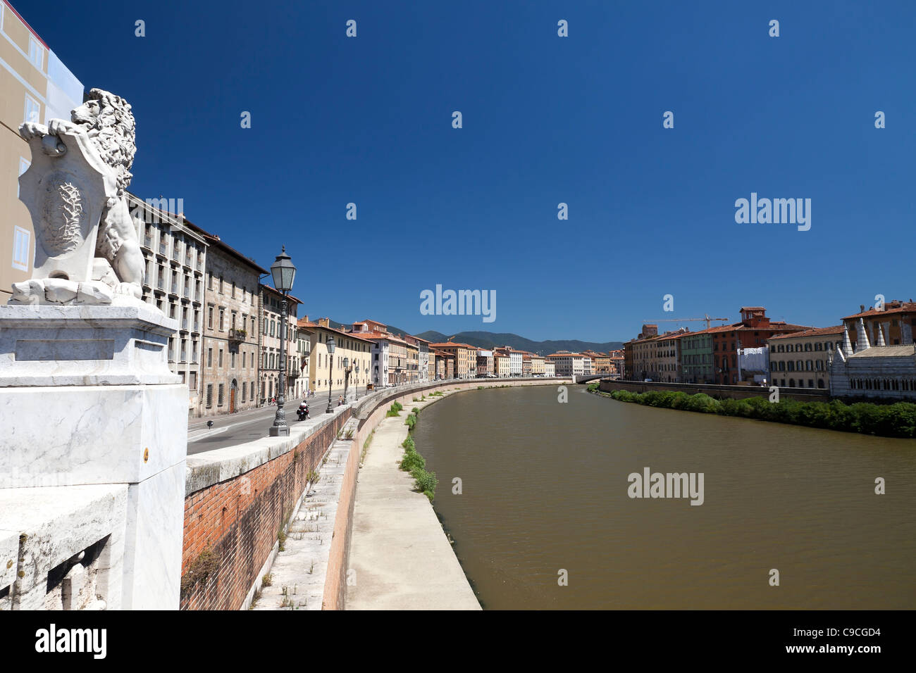 Along the river Arno, Pisa Stock Photo - Alamy