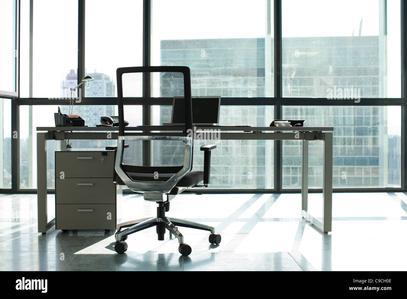 Empty Office Desk High Resolution Stock Photography and Images - Alamy