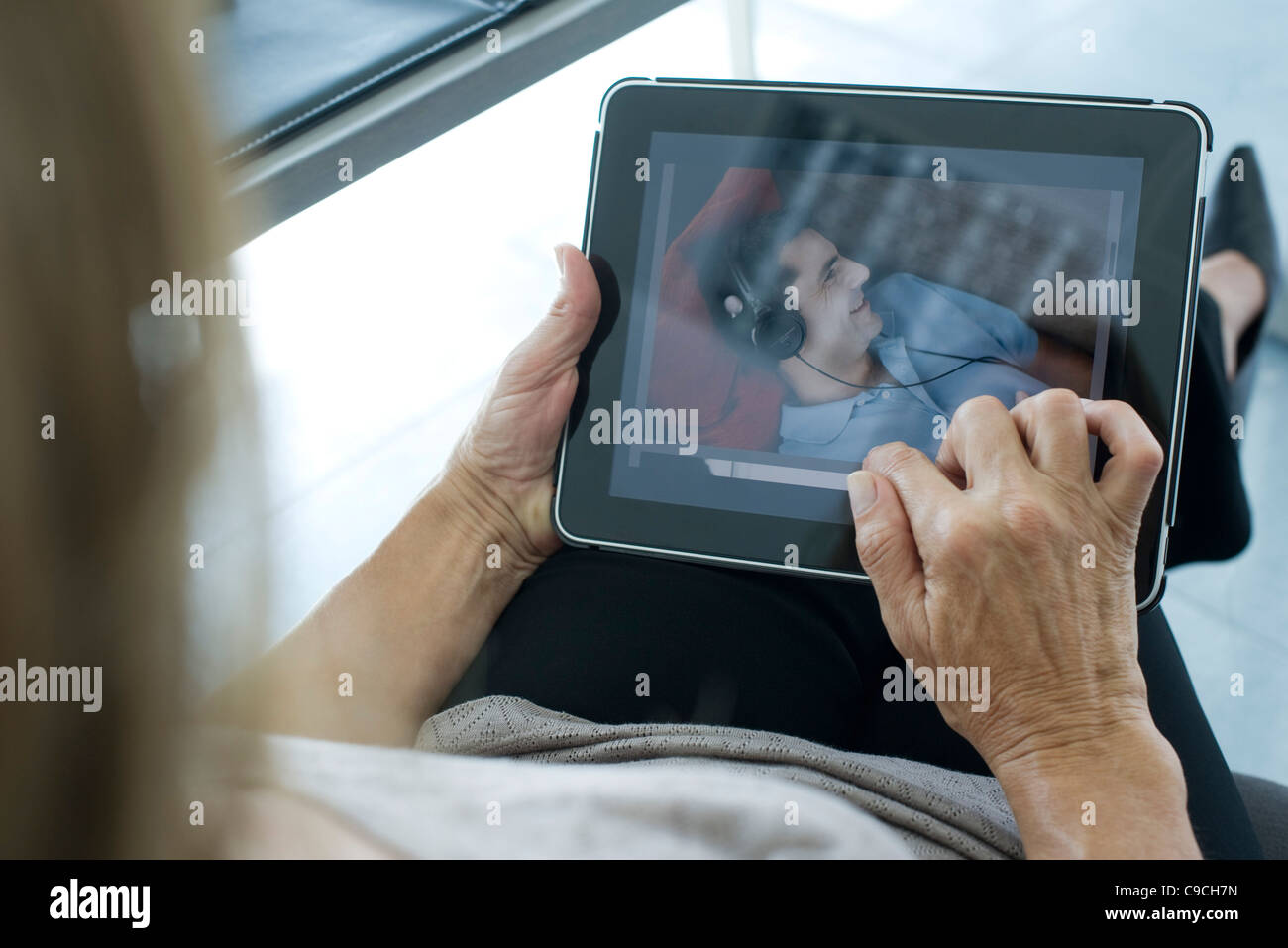 Back View New Ipad High Resolution Stock Photography and Images - Alamy