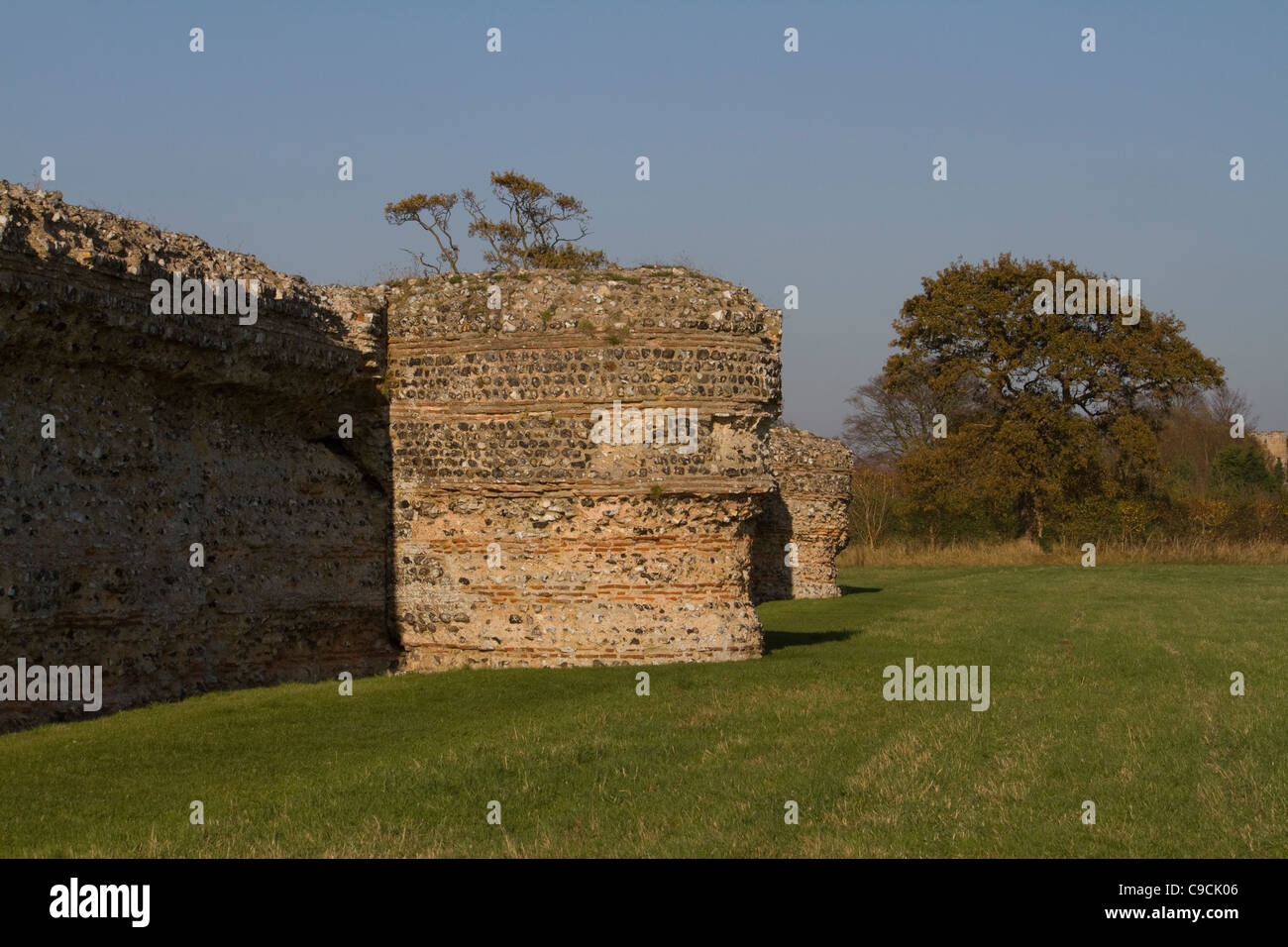 Burgh castle hi-res stock photography and images - Alamy
