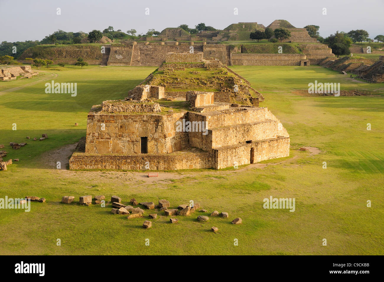 Ruins of monticulo j and edifio i hi-res stock photography and images ...