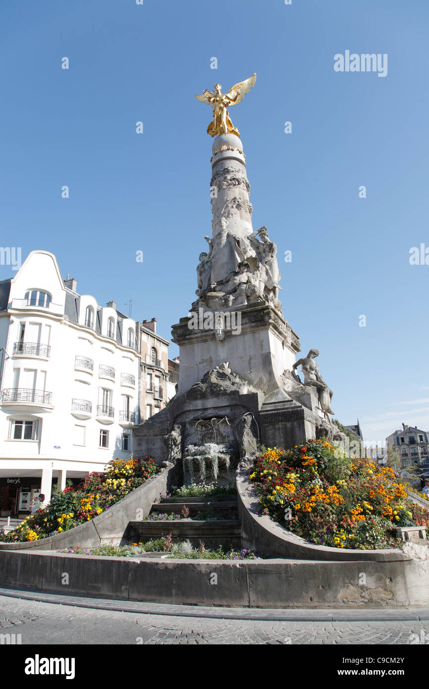Place Drouet d 'Erlon, Reims, France Stock Photo - Alamy