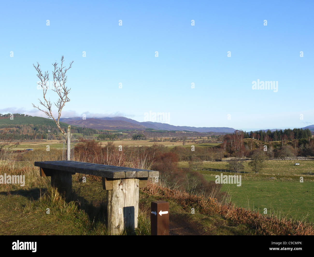 Late November sun on the Badenoch Way walking trail Stock Photo - Alamy
