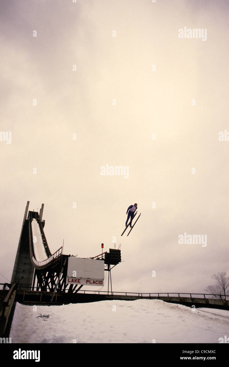Ski jumper flying through the air Stock Photo - Alamy