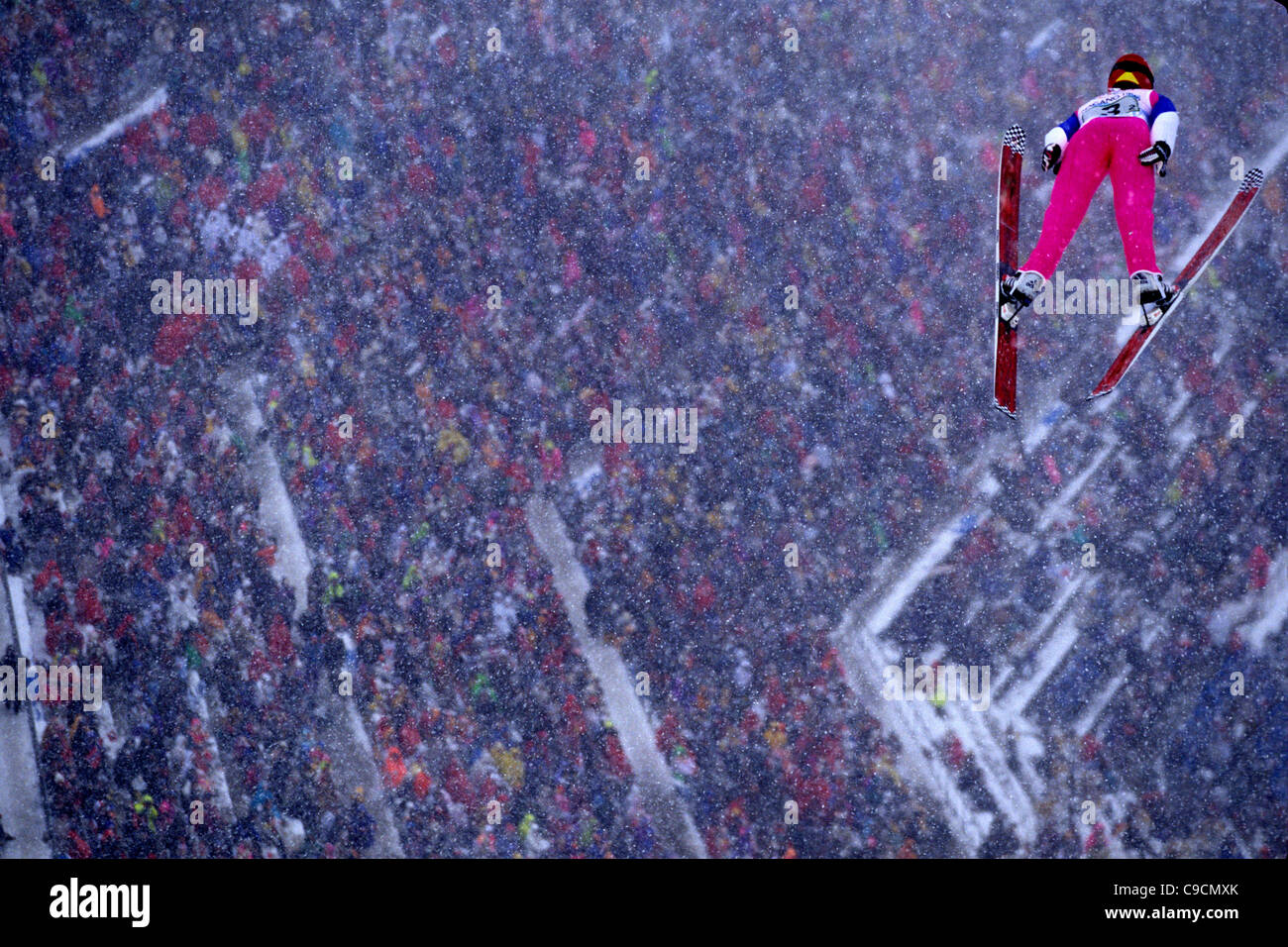 Ski flying 1998 hi-res stock photography and images - Alamy