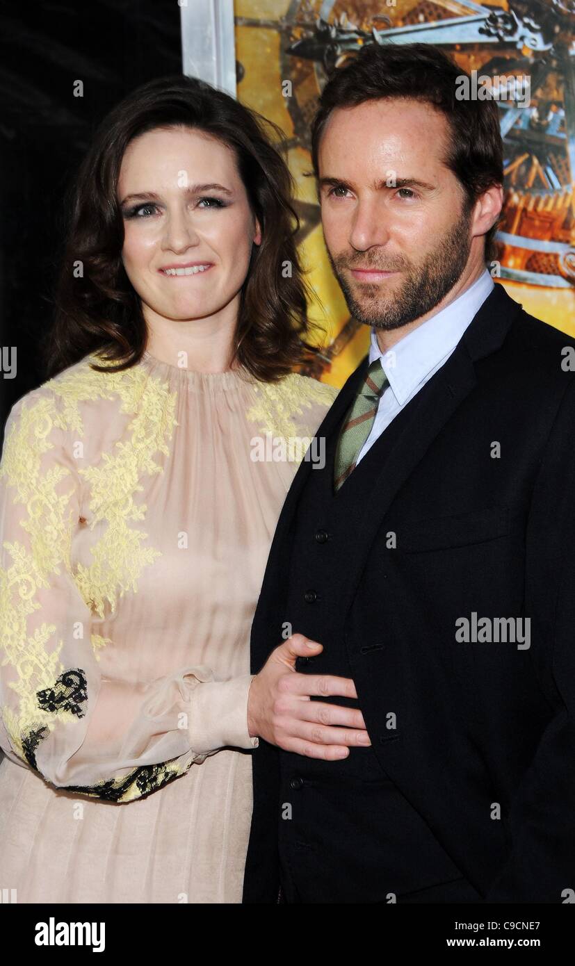 Emily Mortimer, Alessandro Nivola at arrivals for HUGO Premiere, The ...