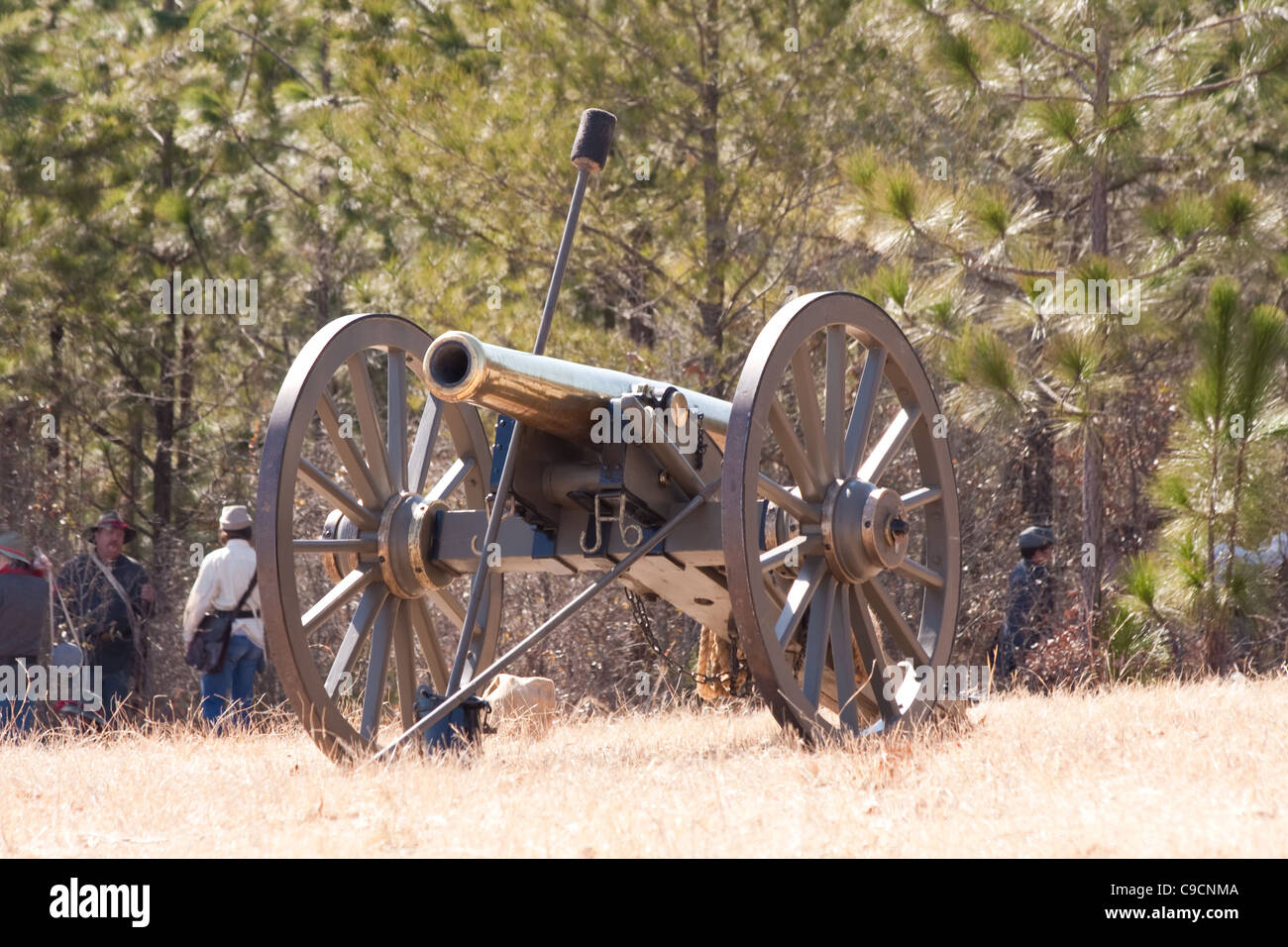 Polished civil war cannon on battlefield hi-res stock photography and ...