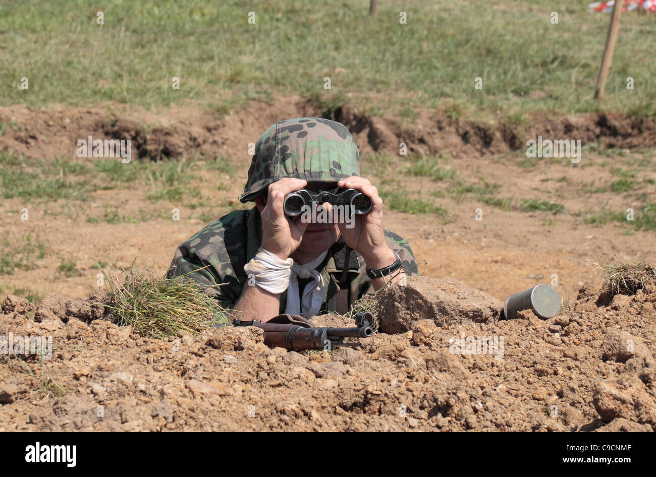 Soldier with binoculars hi-res stock photography and images - Alamy