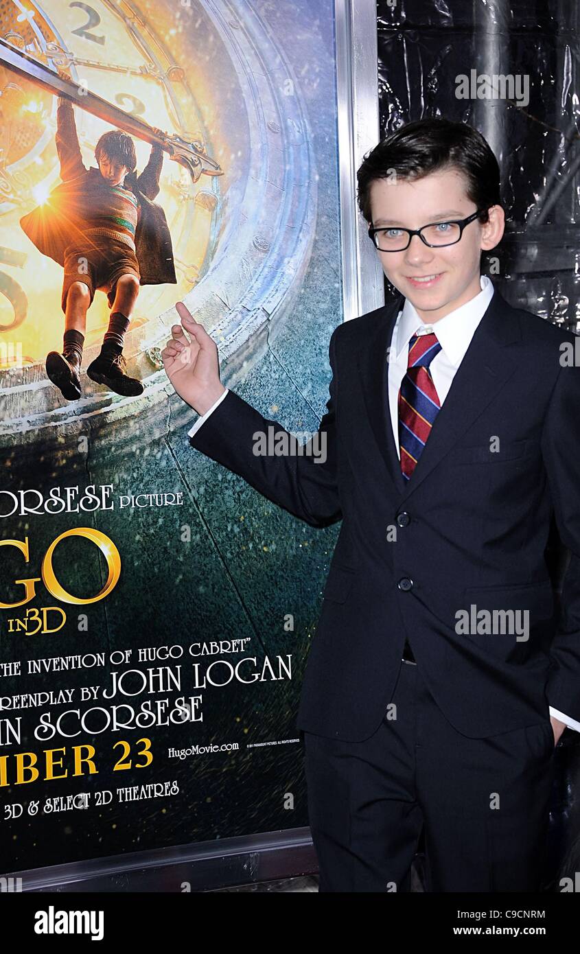 Asa Butterfield at arrivals for HUGO Premiere, The Ziegfeld Theatre ...