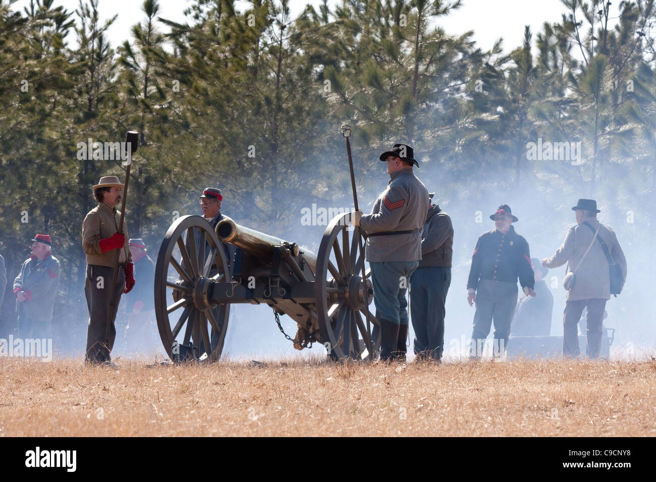 Soldiers firing cannon at the civil war reenactment Stock Photo - Alamy