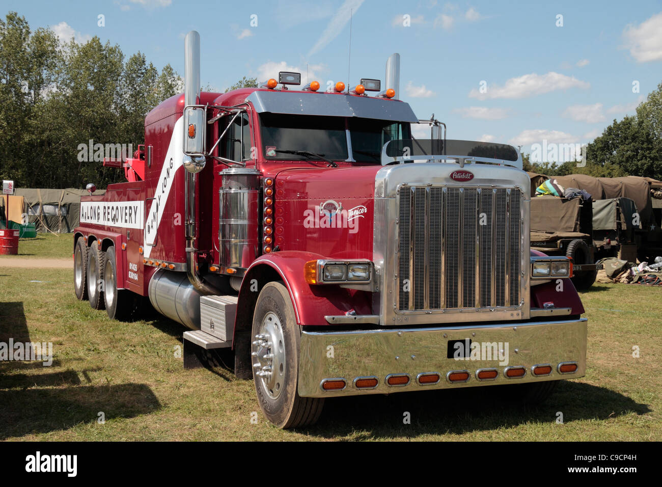 Heavy Recovery Vehicle High Resolution Stock Photography and Images - Alamy