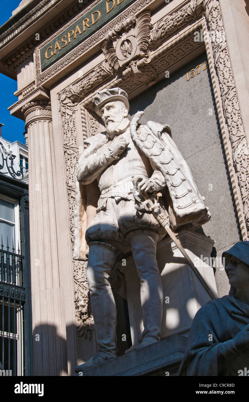 Paris France statue monument Stock Photo - Alamy