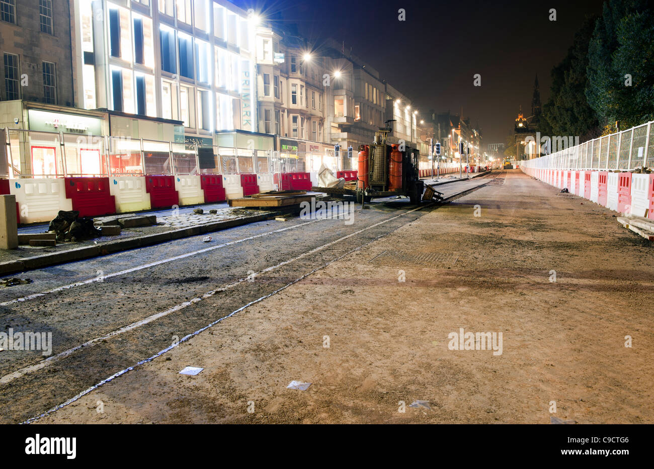 Edinburgh's tram hi-res stock photography and images - Alamy