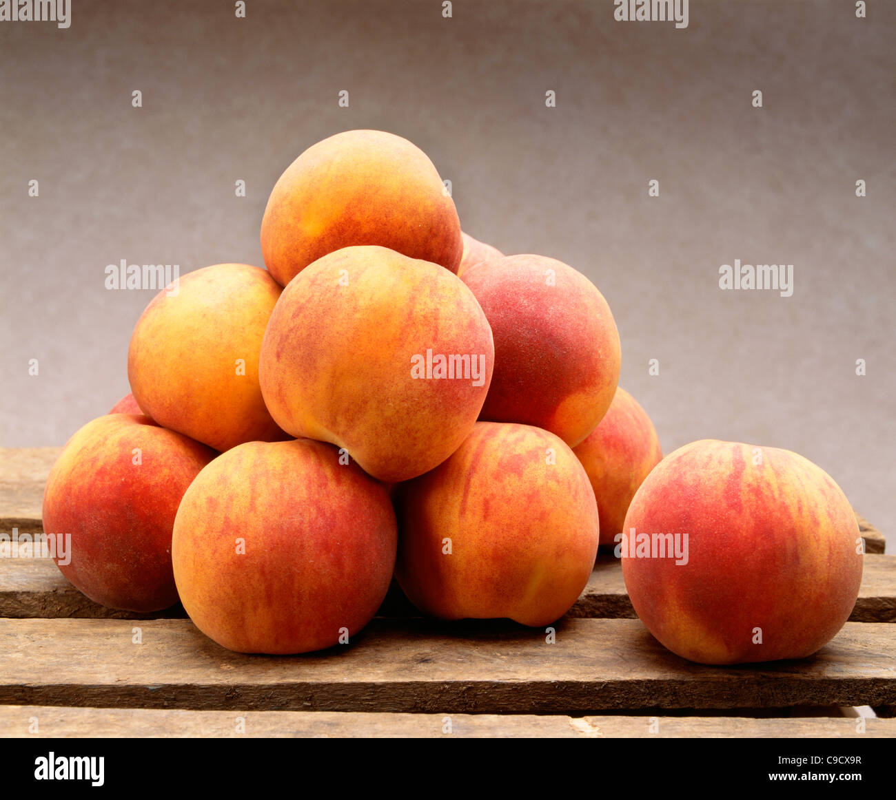 Yellow Freestone Peaches Stock Photo - Alamy