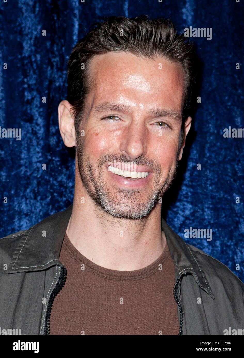 Ray pierce hi-res stock photography and images - Alamy