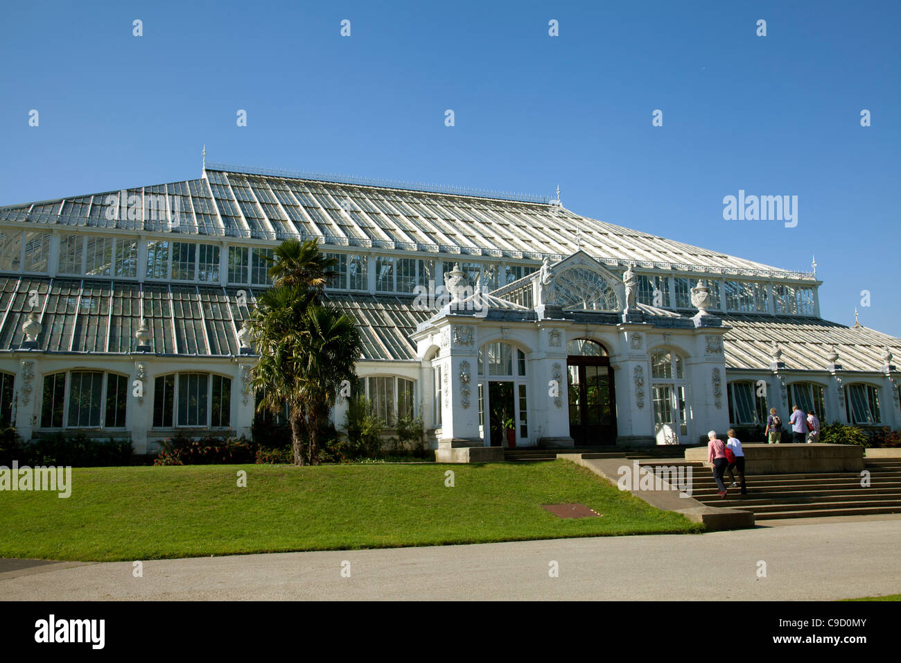 Temperate House Building at Kew Gardens - London Stock Photo - Alamy