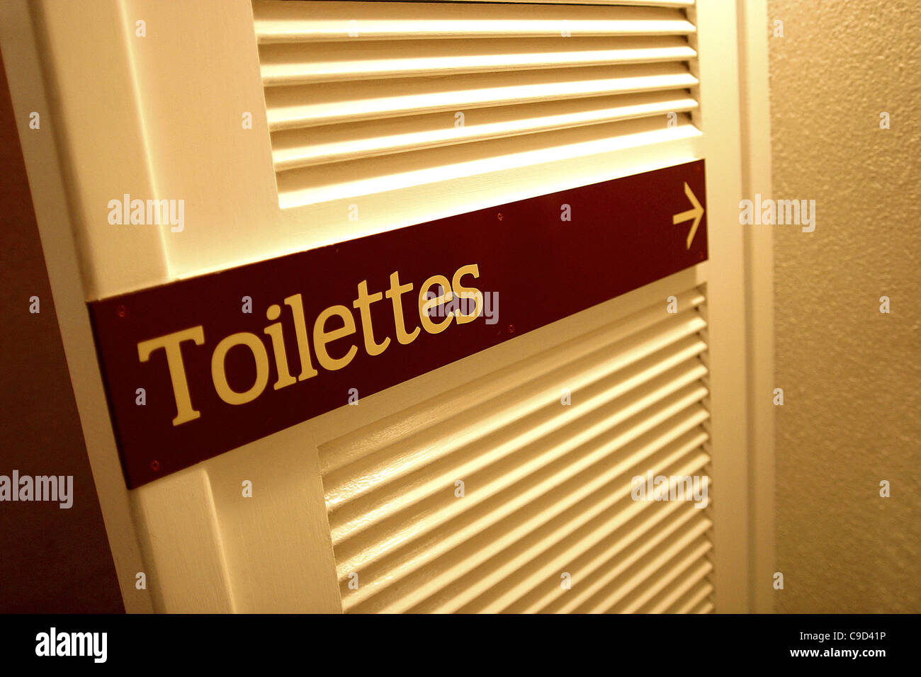 Toilet sign on a door Stock Photo - Alamy
