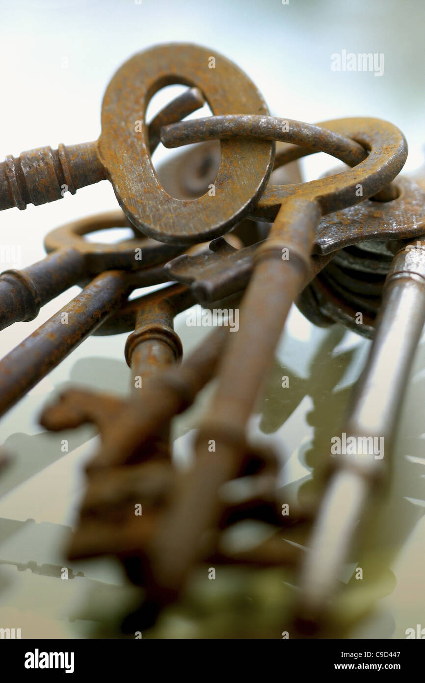 Close-up of antique keys on a ring Stock Photo - Alamy